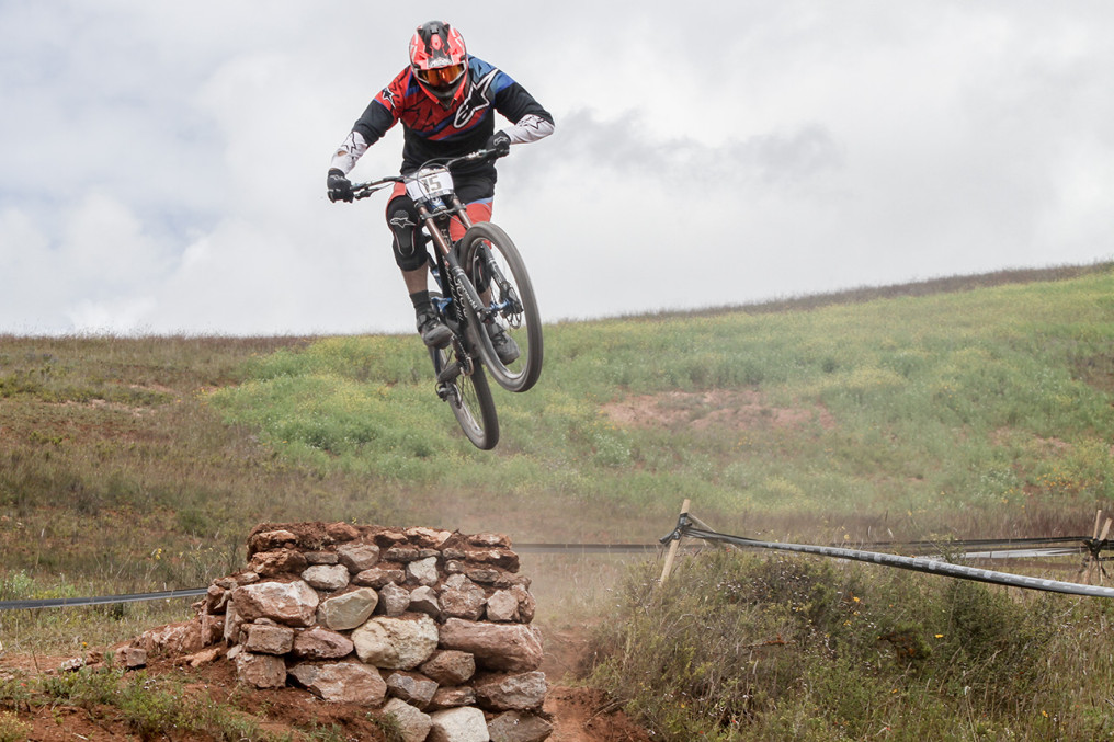 Montenbaik.com Report :: Entrenamientos Santísimo Downhill 2015, Perú